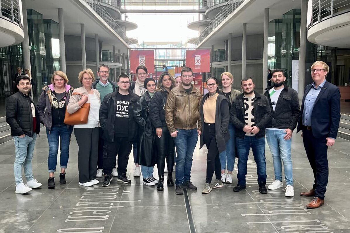 Besuchergruppe der Schwester Euthymia Stiftung : Alexander Bartz MdB